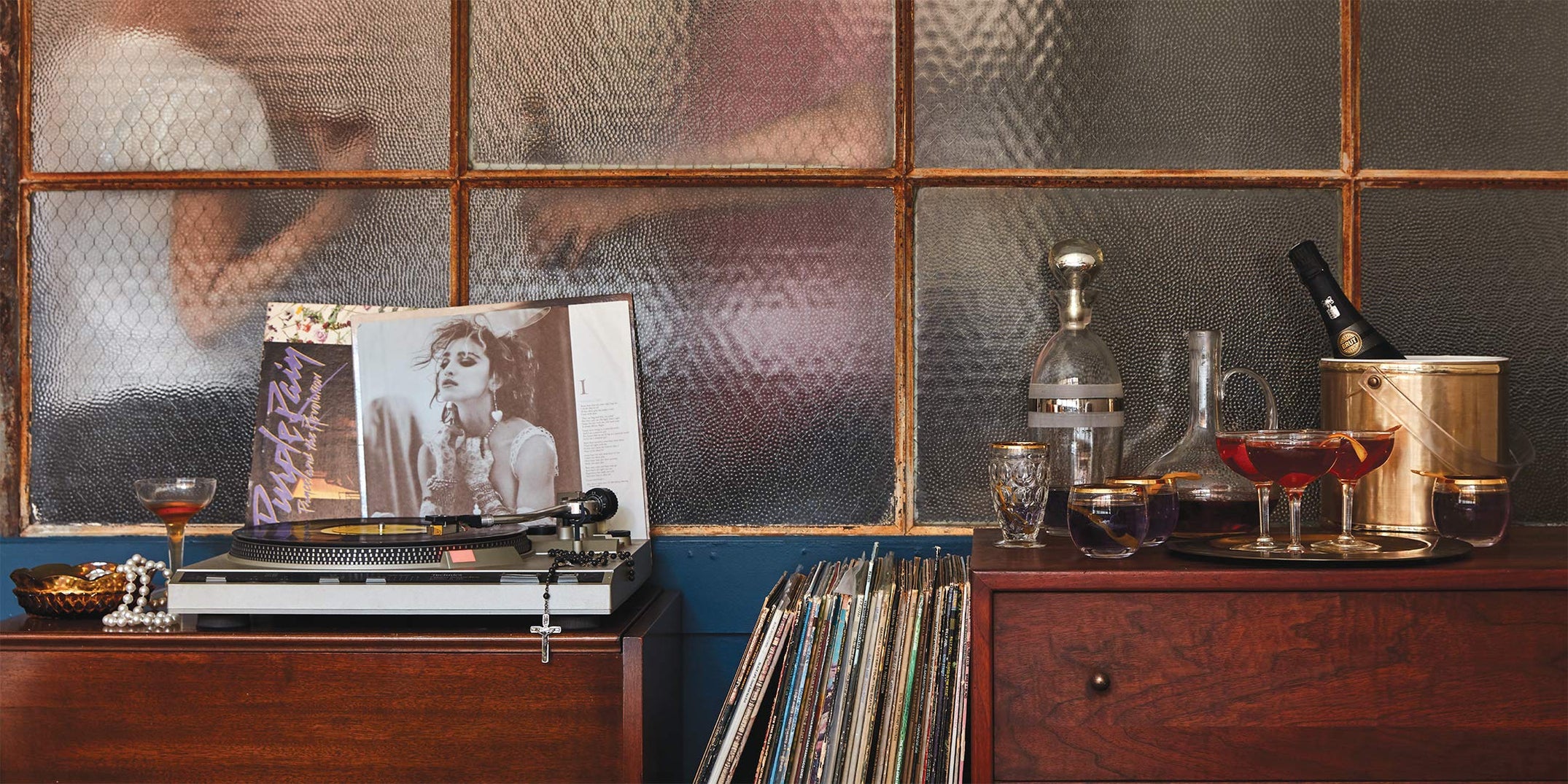 Booze & Vinyl: A Spirited Guide to Great Music and Mixed Drinks – Nomad ...